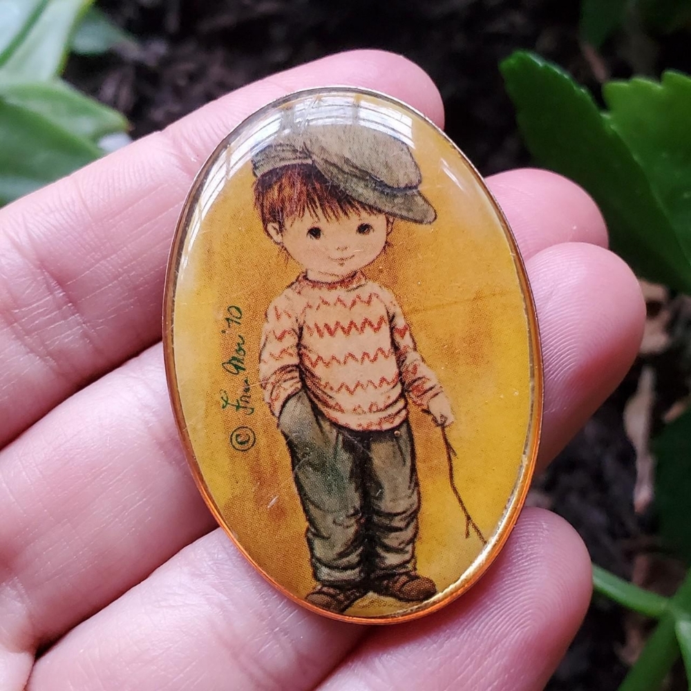 Vintage Little Boy Brooch Pin - Gem